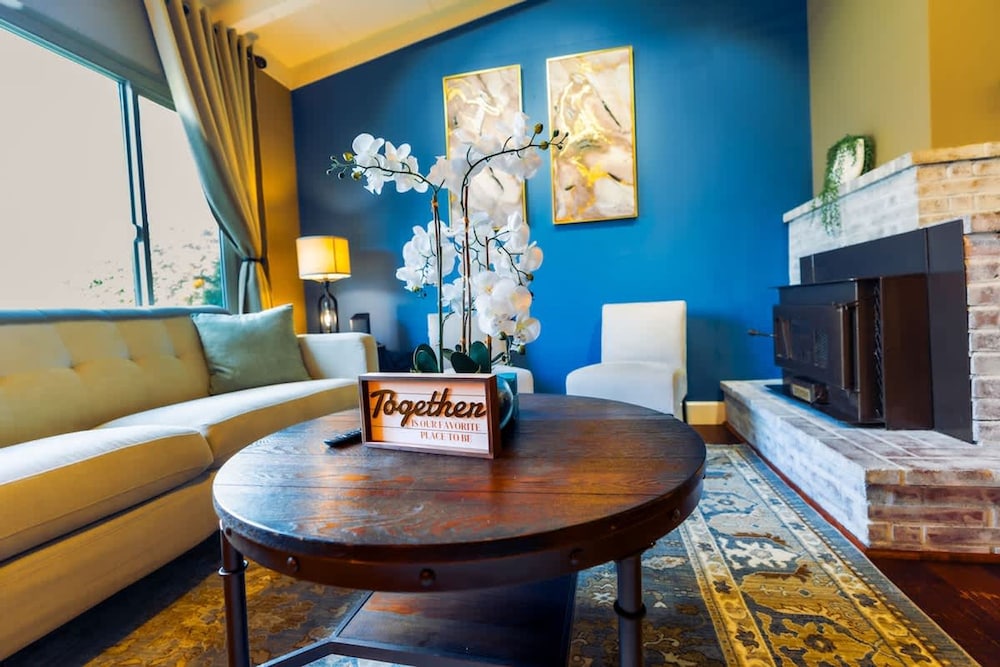 3b Achome Parking Wifi Fully Fenced Yard Jacuzzi - San Mateo, CA