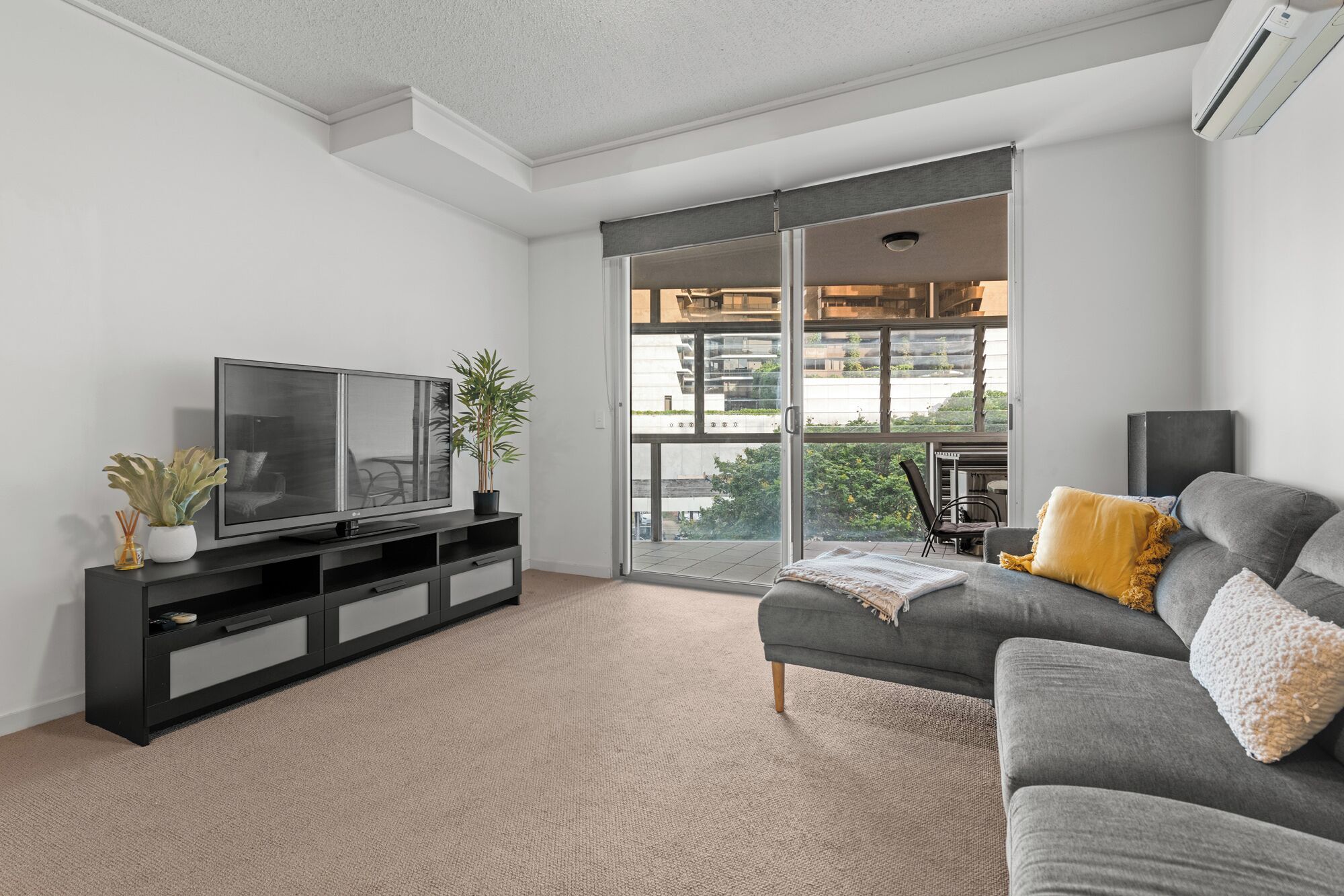 Urban Oasis In The Valley With Pool, Spa & Gym - Newstead