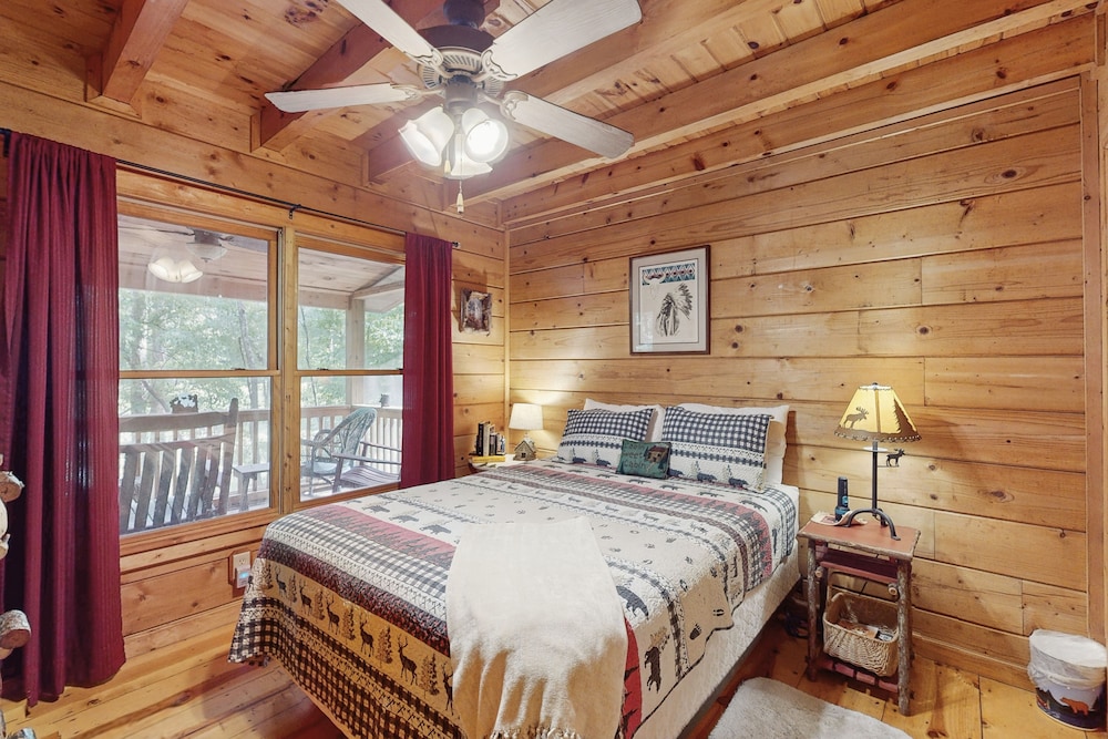Charming rustic cabin with loft, fireplace, porch rockers & fire pit ...