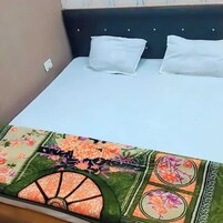 Quarto Deluxe | Camas desdobráveis/extra grátis, Wi-fi grátis, roupa de cama fornecida 
