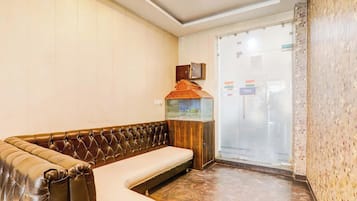 Área de estar no saguão
