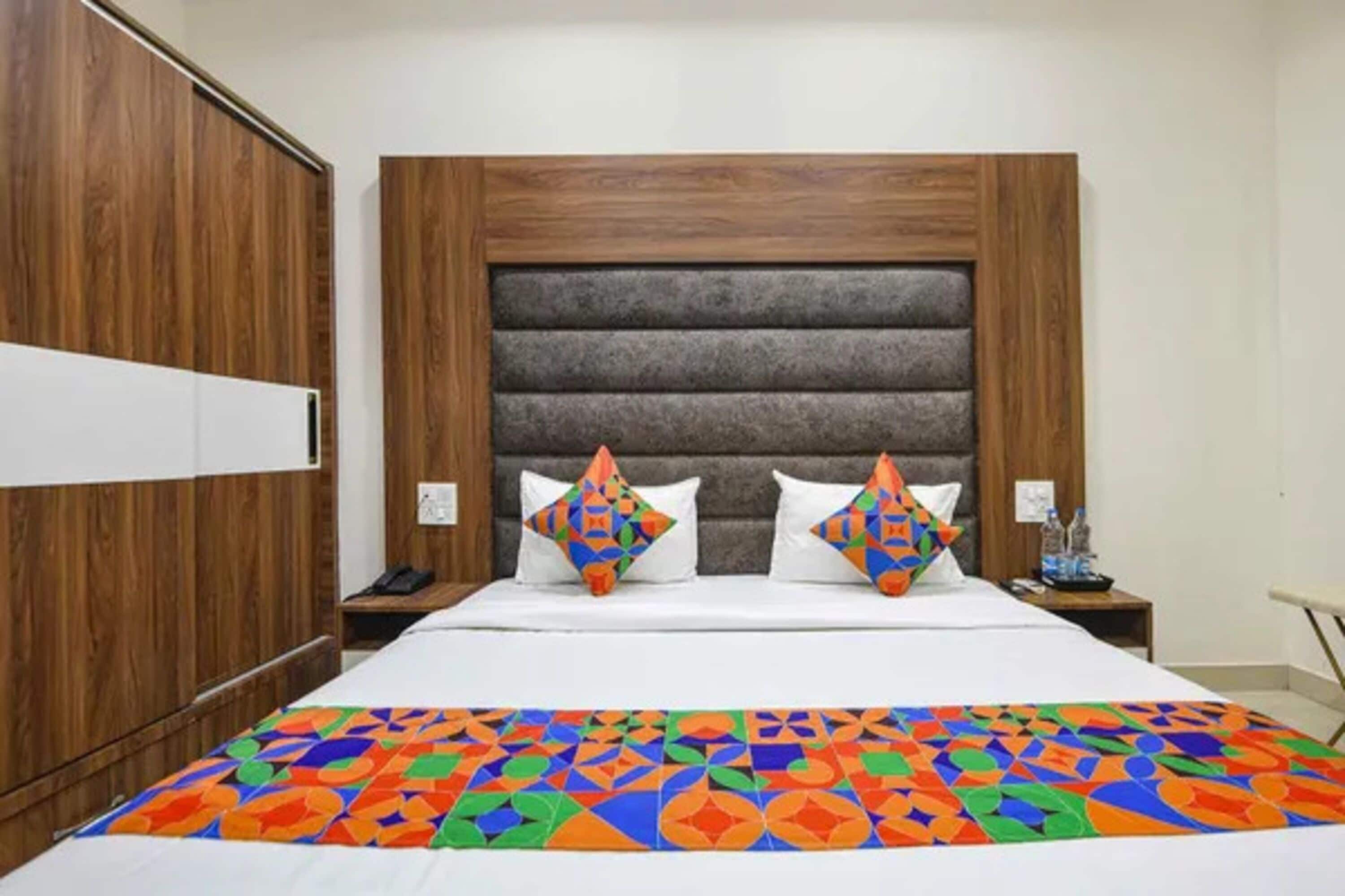 Quarto Familiar | Lençóis de algodão egípcio, roupa de alta qualidade, cofre no quarto 