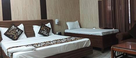 Quarto Familiar | Lençóis de algodão egípcio, roupa de alta qualidade, cofre no quarto