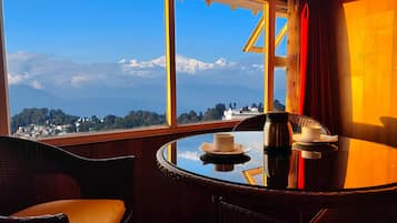 Attic Room with Kanchenjunga View | Vista para a montanha