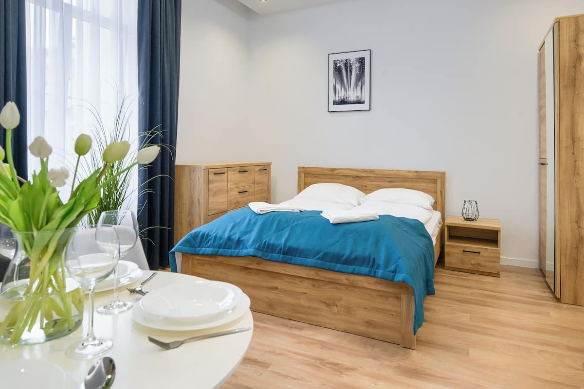 Apartamento (4AC) | Sala de estar | TV de ecrã plano