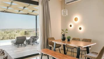 Villa (2 Bedrooms) | Interior