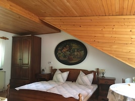 Suite Familiar, vista para a colina | Quartos insonorizados, Wi-fi grátis