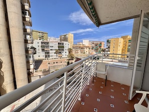 Apartamento, para fumantes | 2 quartos