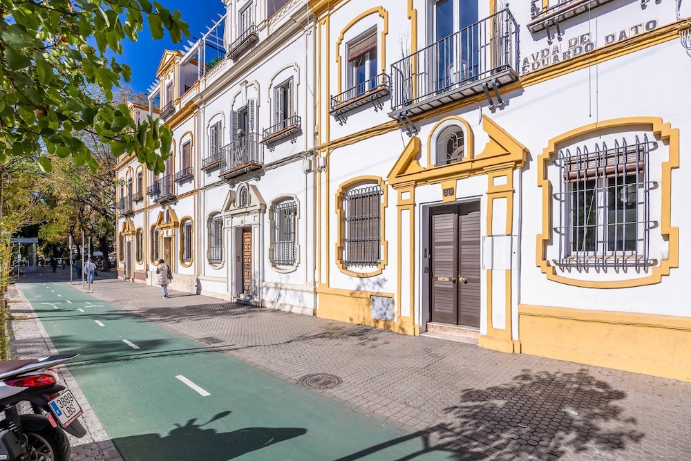 Cheerful 6 Bedroom House In Seville With Terraces - Séville