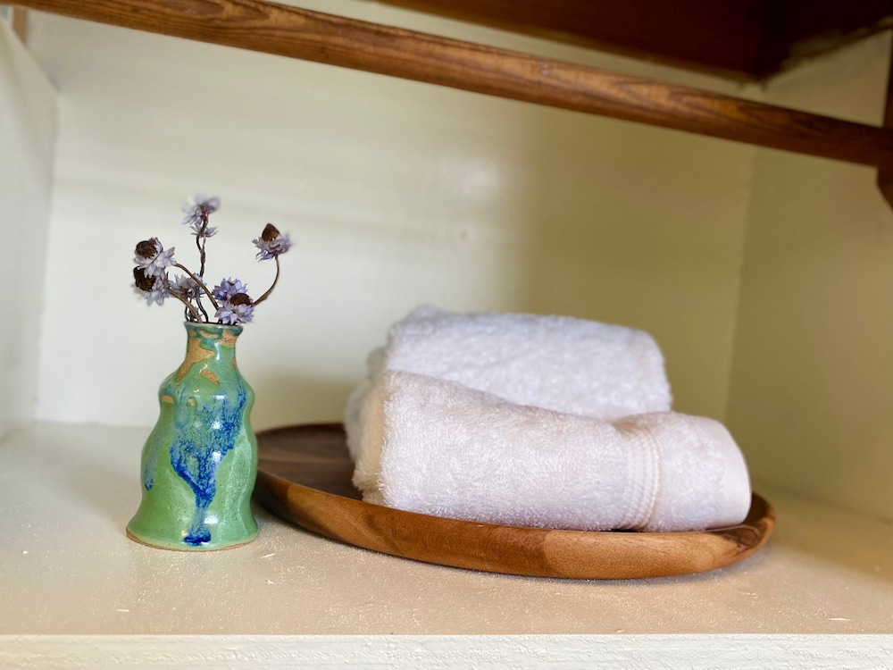 Victorian On Garden Best Location In Town - Bellingham, WA