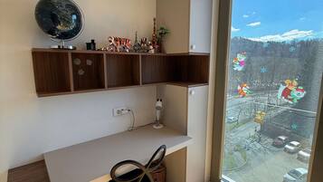 Apartamento | 4 quartos, internet de alta velocidade