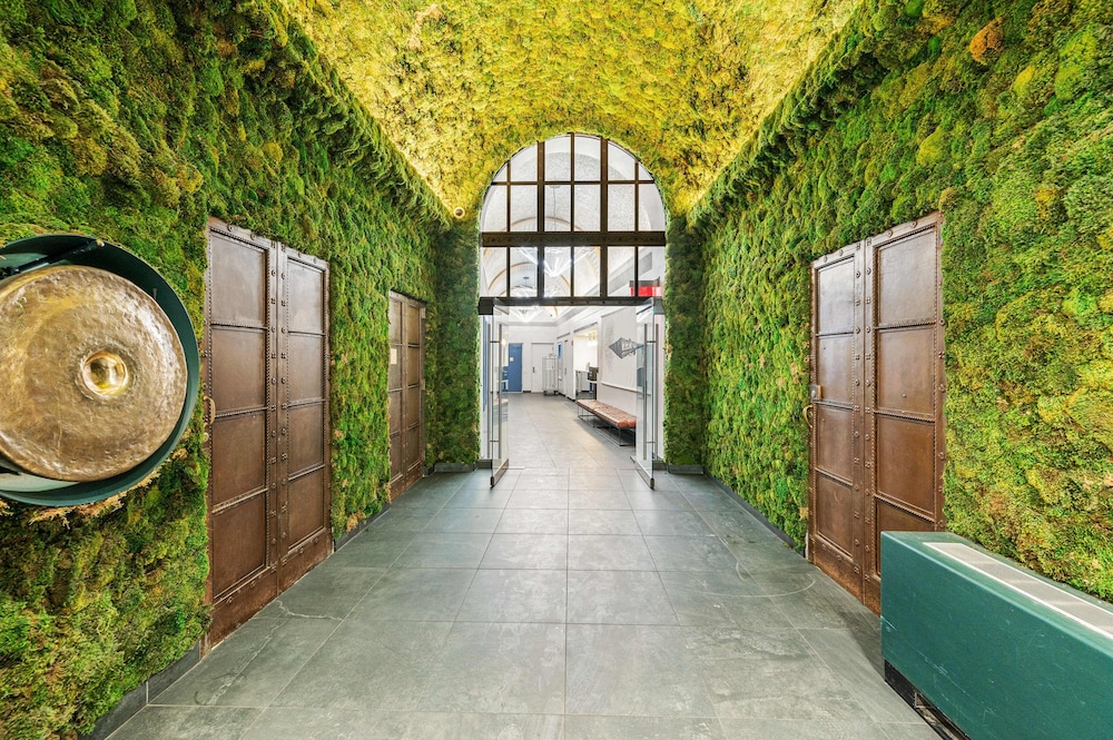 17john: Junior King Studio - Manhattan, NY