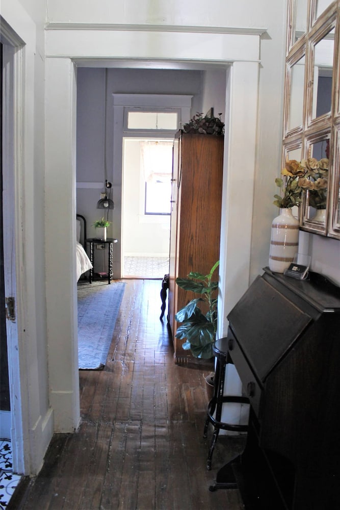 Casa Mina 2 Central Rio Grande Historic Dist - El Paso, TX