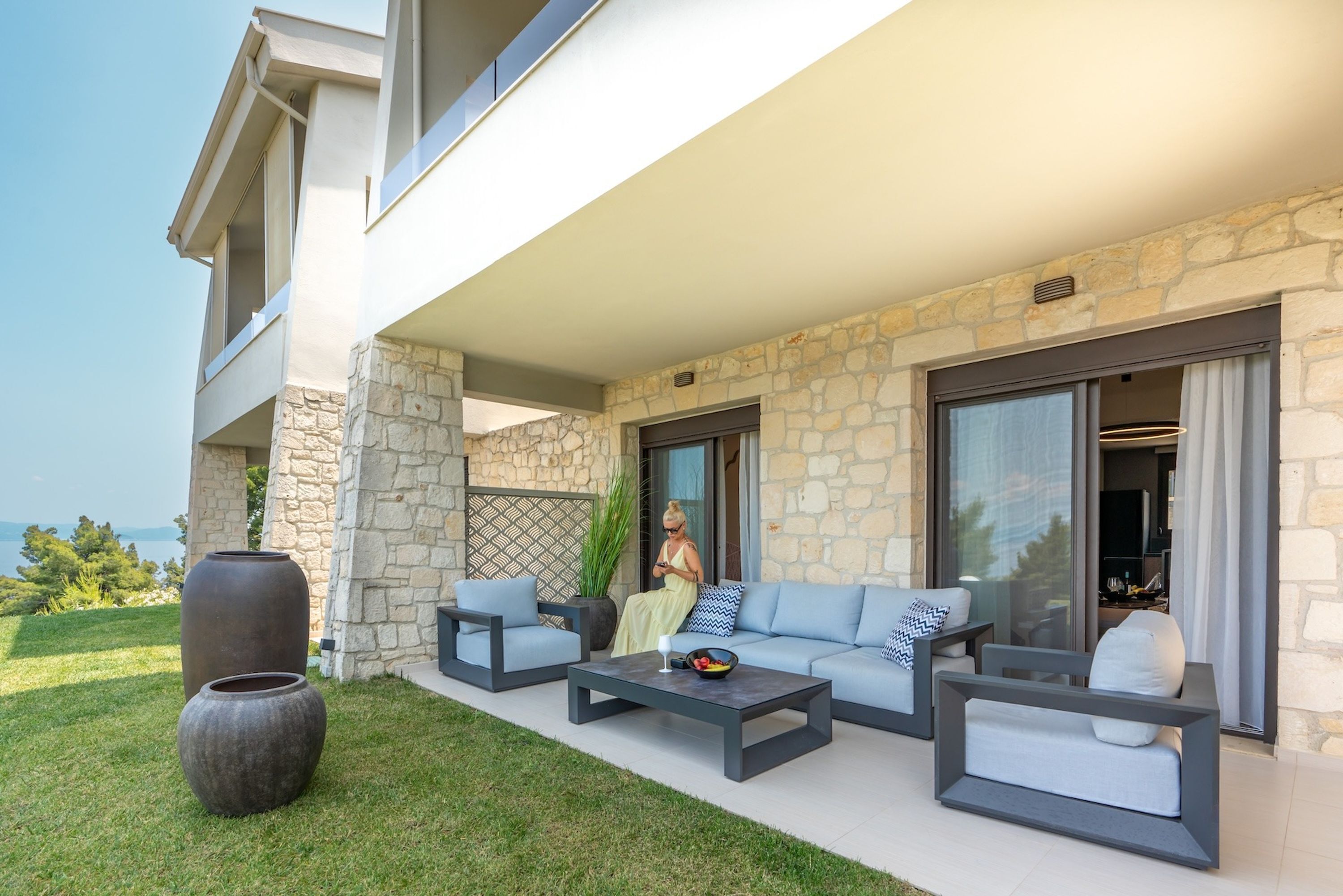 Villa, fumadores | 15 quartos 