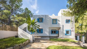 Villa, fumadores | 6 quartos