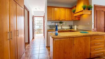 Casa, fumadores | 3 quartos