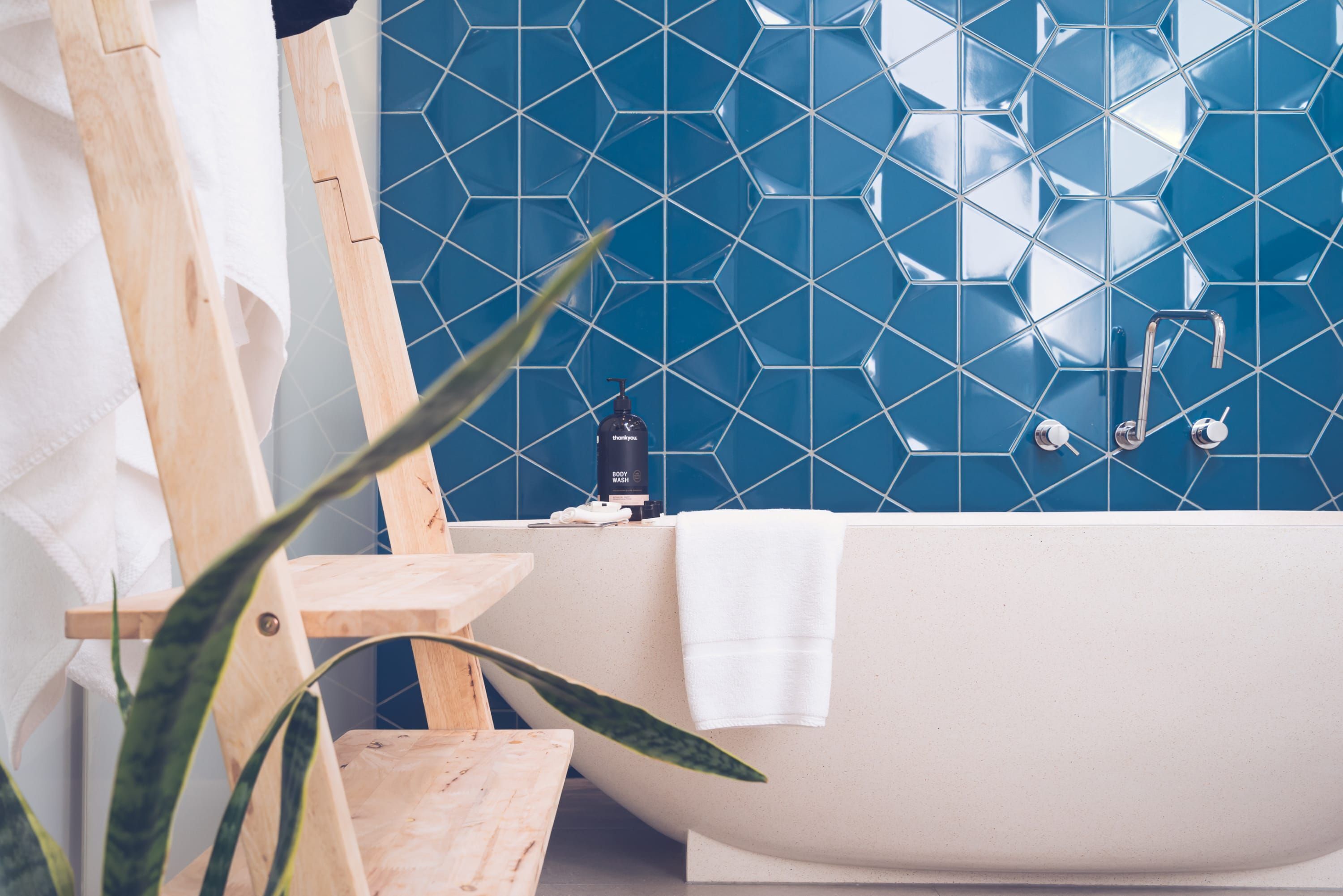 Casa | 1 quarto, escrivaninha