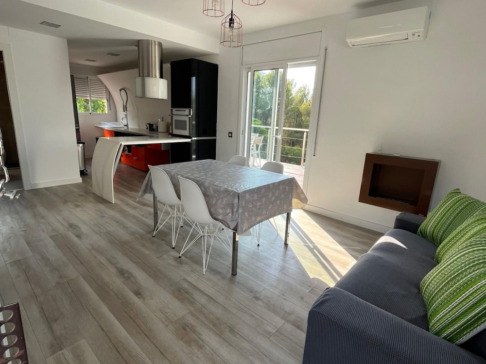 Villa Independiente Con Piscina Y Vistas - Sitges