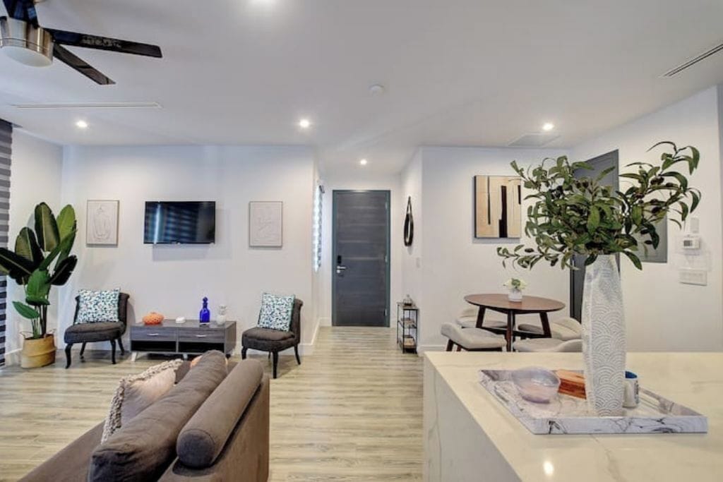 Villa Luxe! Stylish, Modern Condo Near Beach - Nassau