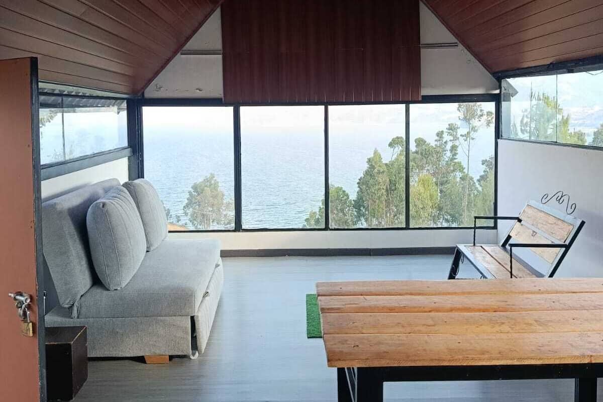 Quarto Quádruplo Clássico, vista para o lago | Wi-fi grátis