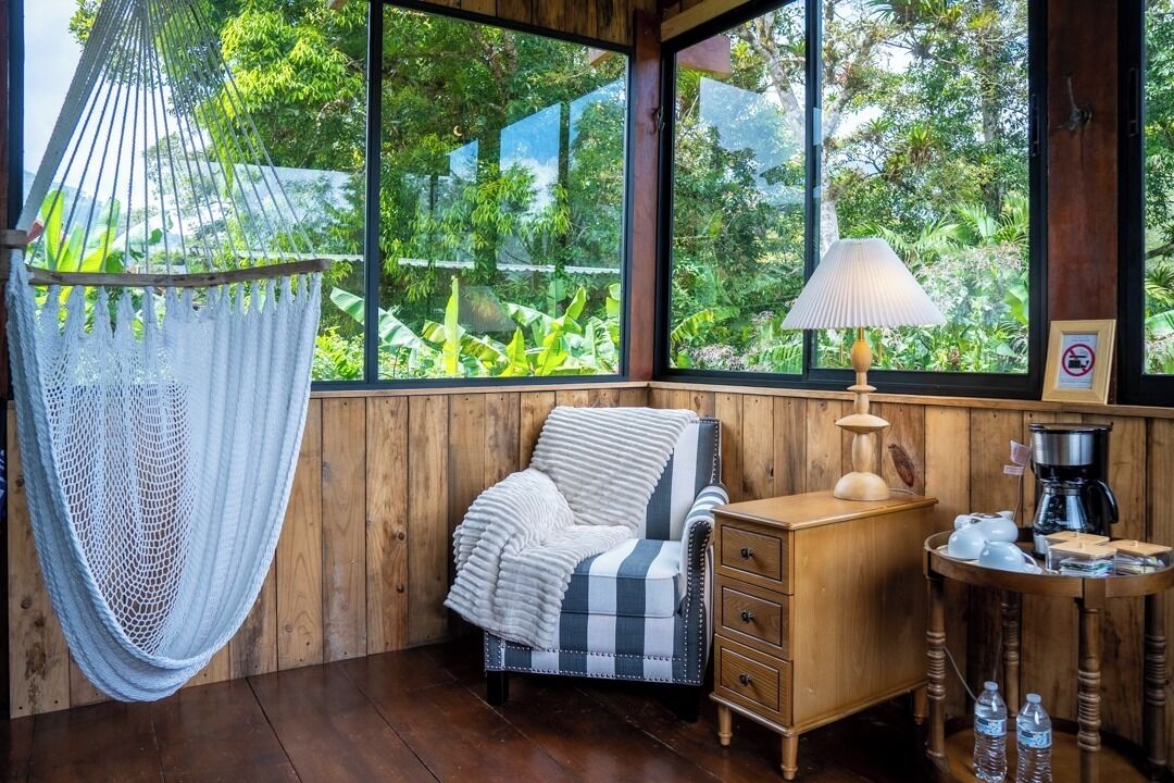 Quarto Quádruplo Panorâmico, varanda, vista para a montanha | Terraço/pátio interior