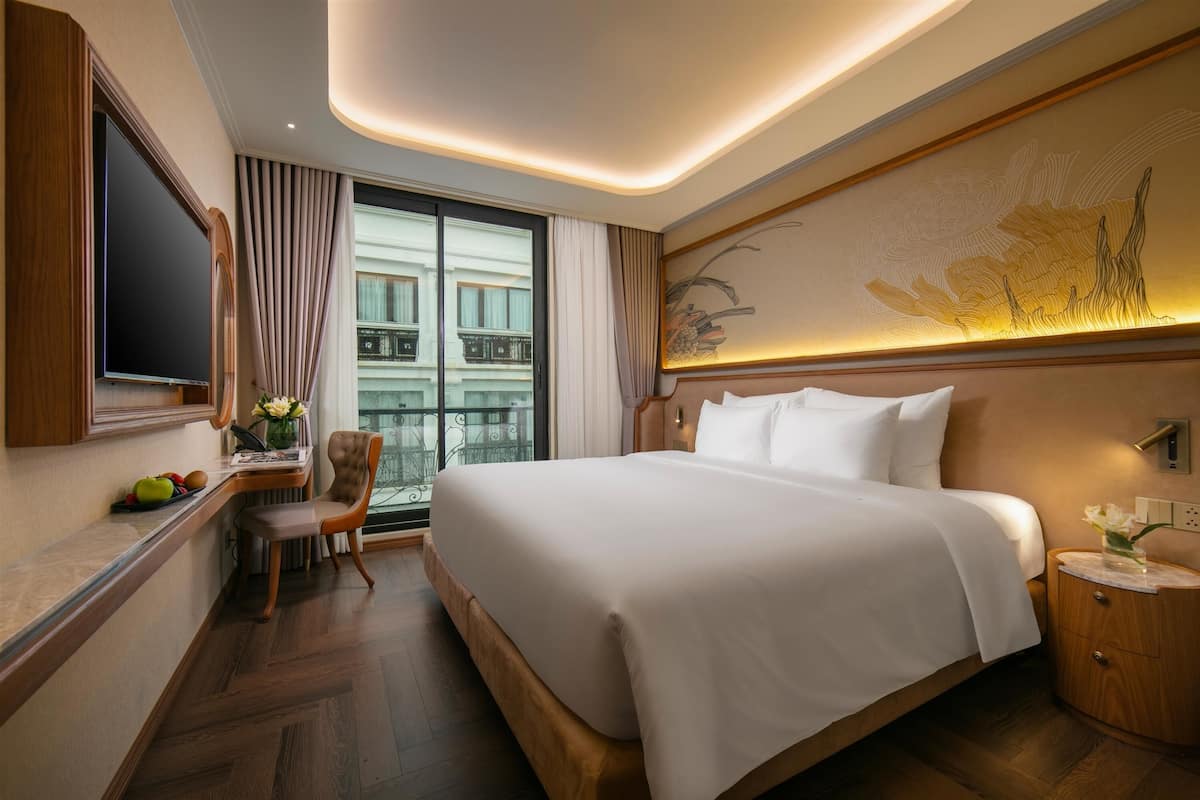 Minibar, cofre no quarto