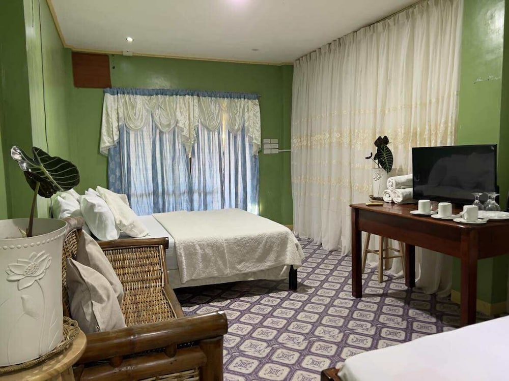 Terrasse Beach Resort - Camiguin