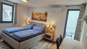 Quarto Duplo Standard, varanda | Cofre no quarto, com decoração personalizada
