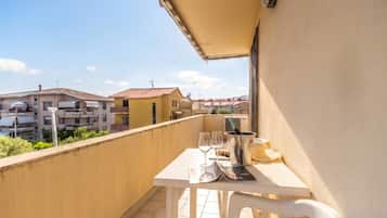 Apartamento Familiar, vários quartos (Casa Gialla) | Refeições ao ar livre