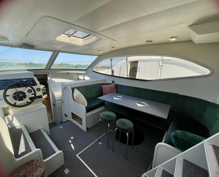 Iris Bateau Douillet - Hôtel Ibis Nevers