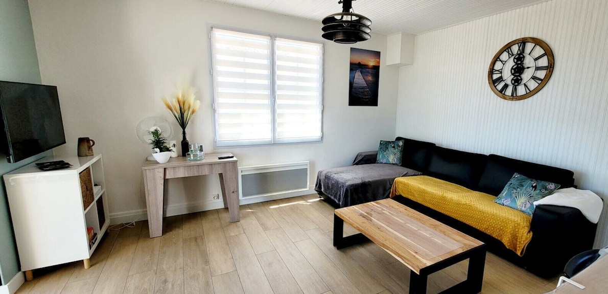 Maison De Vacances 'Maison La Guitoune Fautaise' Avec Terrasse, Climatisation - Saint-Michel-en-l'Herm