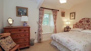 3 quartos, com decoração personalizada, com mobília individualizada