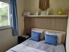 Casa, vista para o rio, junto à montanha | Minibar com produtos grátis, Wi-fi grátis, roupa de cama fornecida