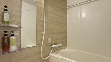 Apartamento Familiar | Casa de banho | Chinelos