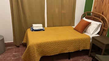 Dormitório compartilhado básico, 1 cama de solteiro | Wi-Fi de cortesia