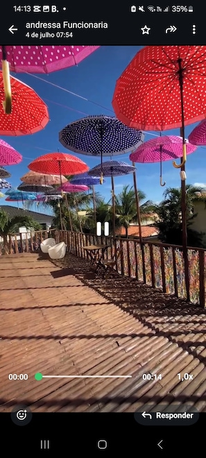 2 piscinas exteriores