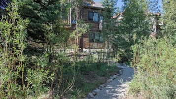 Casa (5 Bedrooms) | Fachada