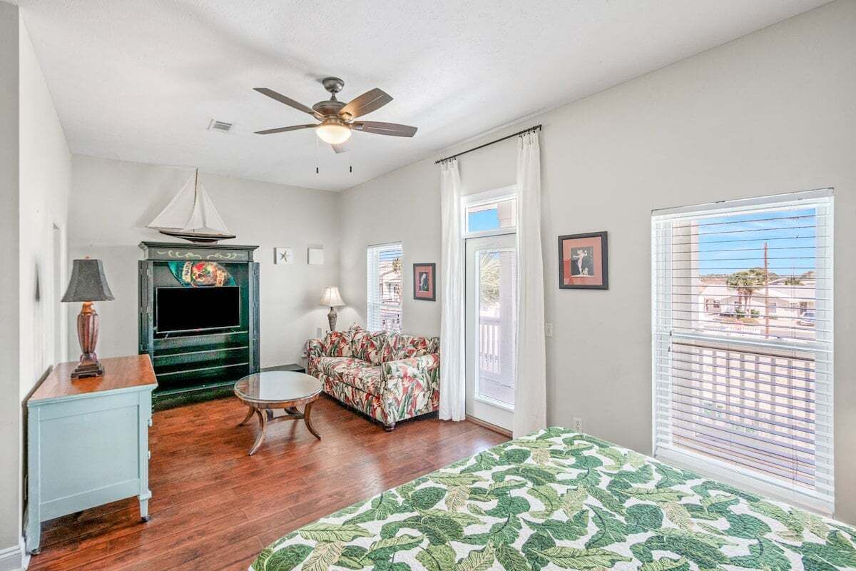 Beach House W/ Private Pool Near Pcb | Dog Friendly - Panama City, FL