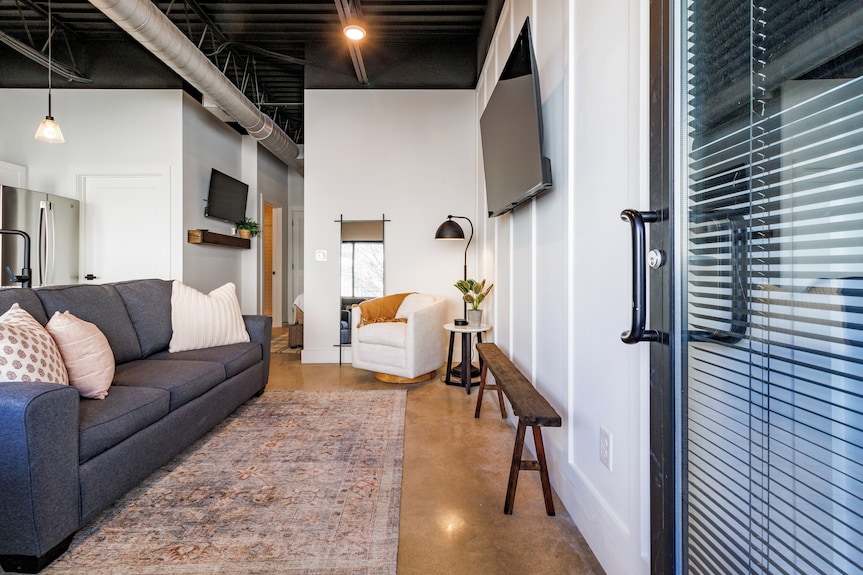 Cozy Condo Minutes From Downtown Nashville - 納什維爾