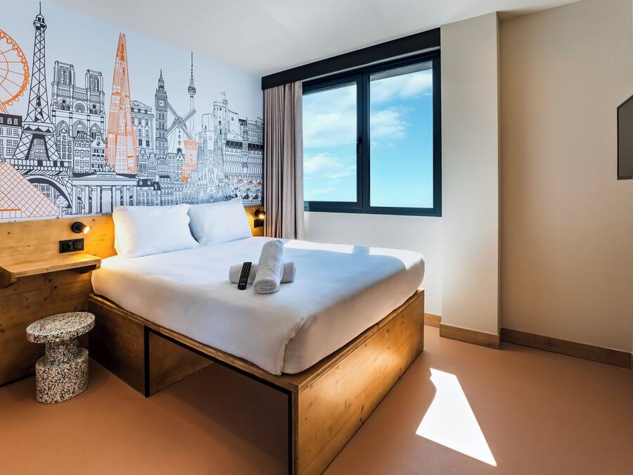 Quarto Duplo | Quartos insonorizados, Wi-fi grátis, roupa de cama fornecida