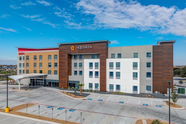 La Quinta Inn & Suites By Wyndham Eagle Pass - Piedras Negras