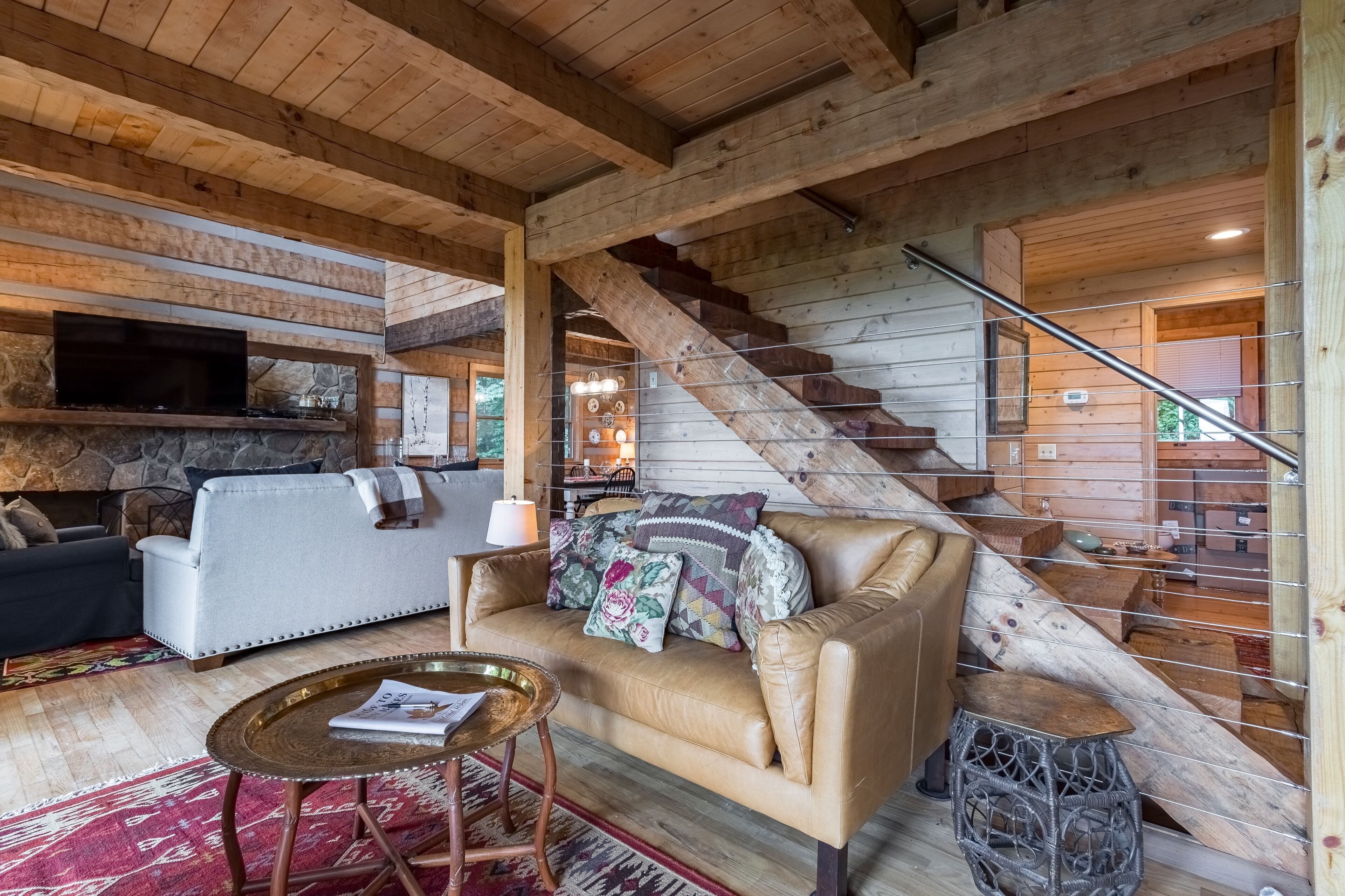 View! Romantic Cabin For 2 - Secluded Yet Close To Picturesque Highlands - Highlands, NC