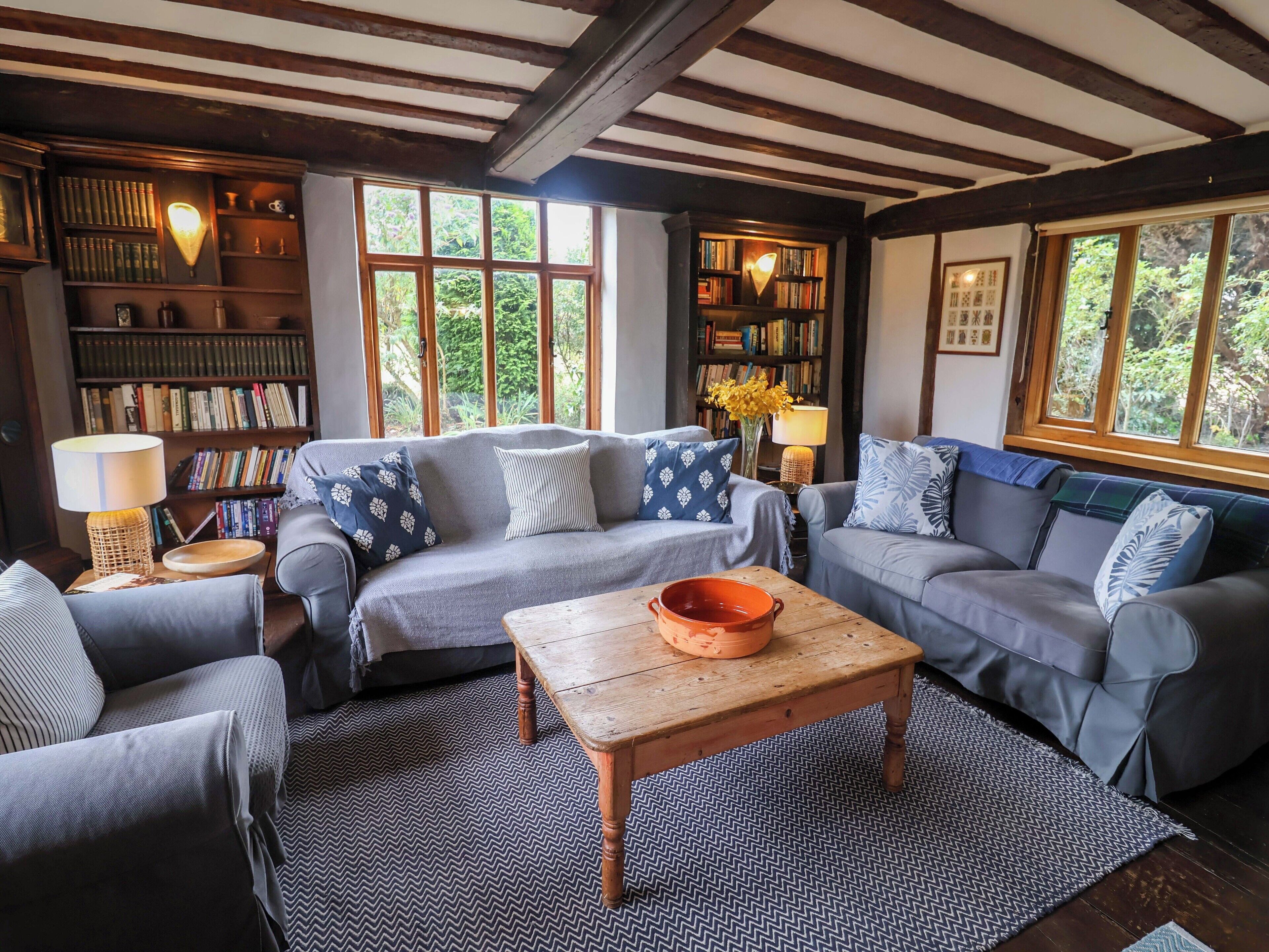 Keirs Cottage, Pet Friendly, With Open Fire In Beccles - Beccles