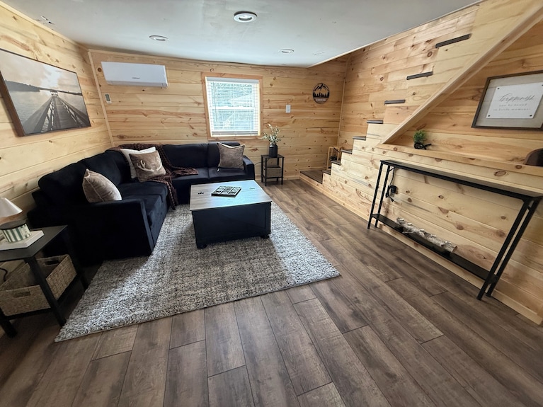 Cozy Cabin By Lake Wallenpaupack - Lake Wallenpaupack, PA