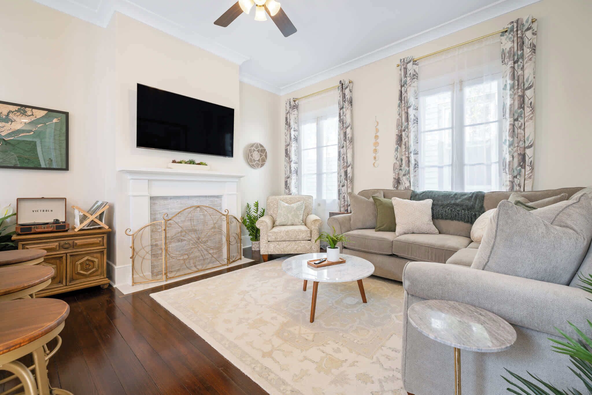 Rooftop  Hot Tub  Parking  3 Blocks To King St! - Mount Pleasant, SC