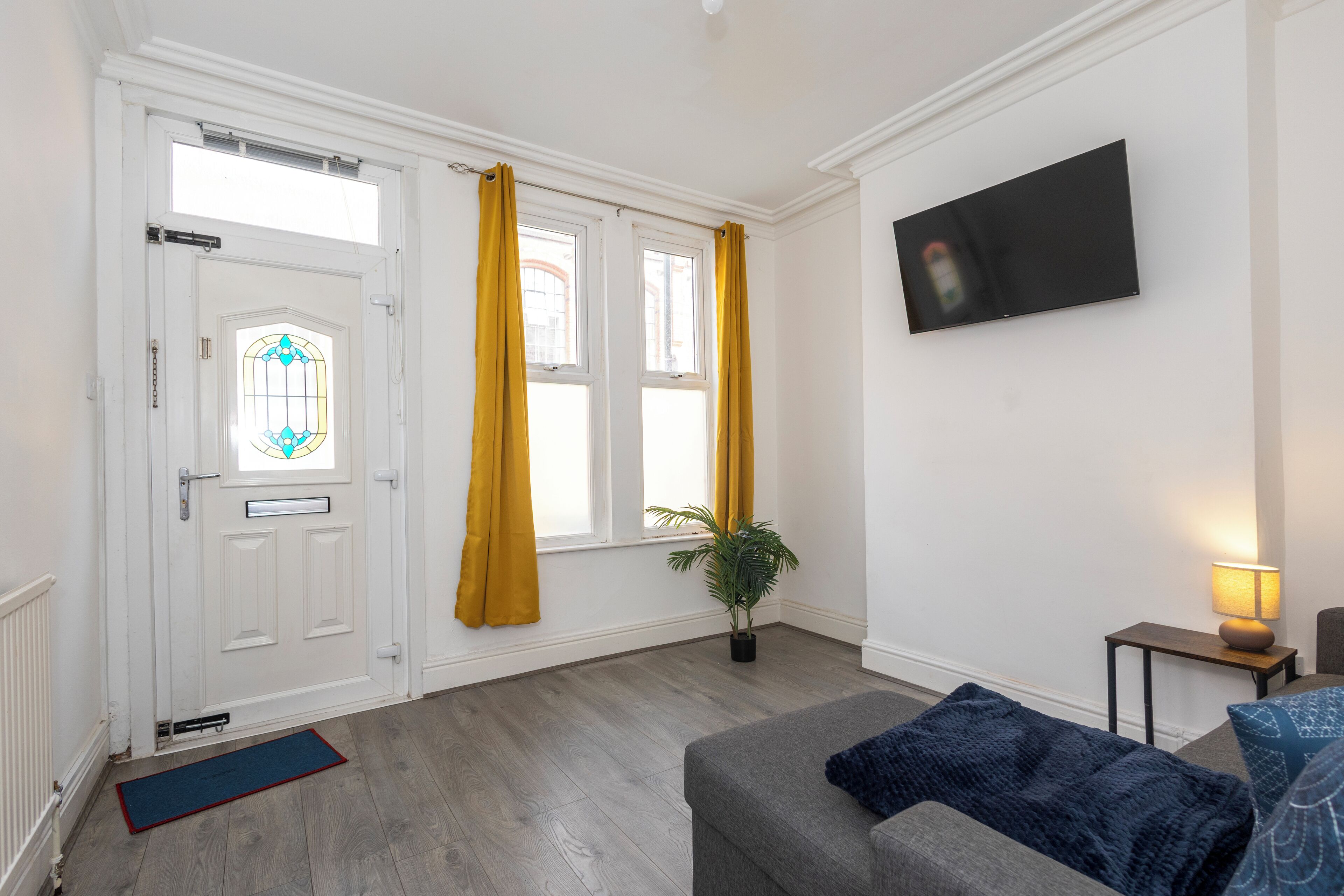 Green Corner Stay  Stylish Getaway Near Shops, Gym & 10 Minis To City Center - Nottingham