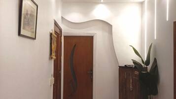 Quarto Duplo ou Twin Deluxe | Minibar, camas desdobráveis, Wi-fi grátis