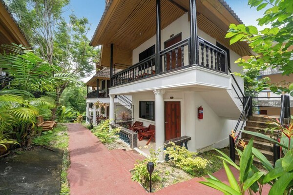Oceanview Bungalows By Eat - Kata Beach
