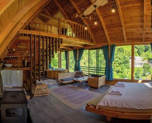 Bungalow Deluxe, vista para o rio | Wi-fi grátis