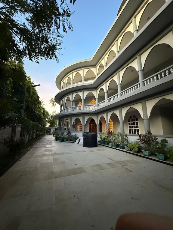 Enchanting Bungalow With Ac In Zanzibar - Zanzibar